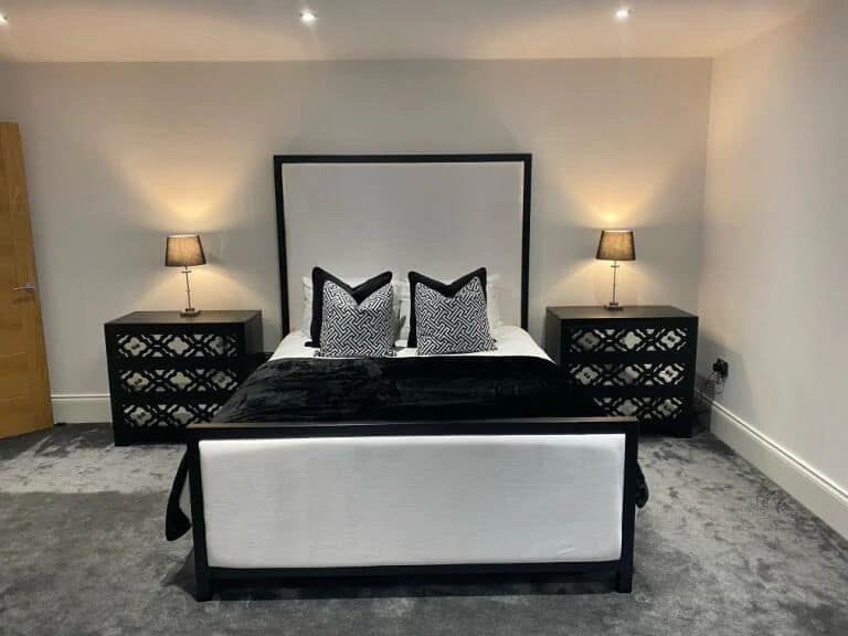 Washington Bed with Black Metal Frame - PASCAL BEDS UK